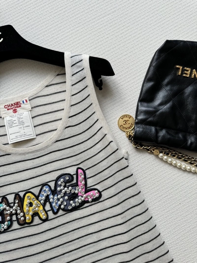 Cut-rate Chanel Vest