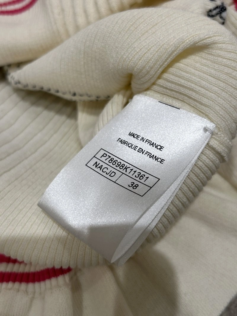 Discounted Chanel Vest