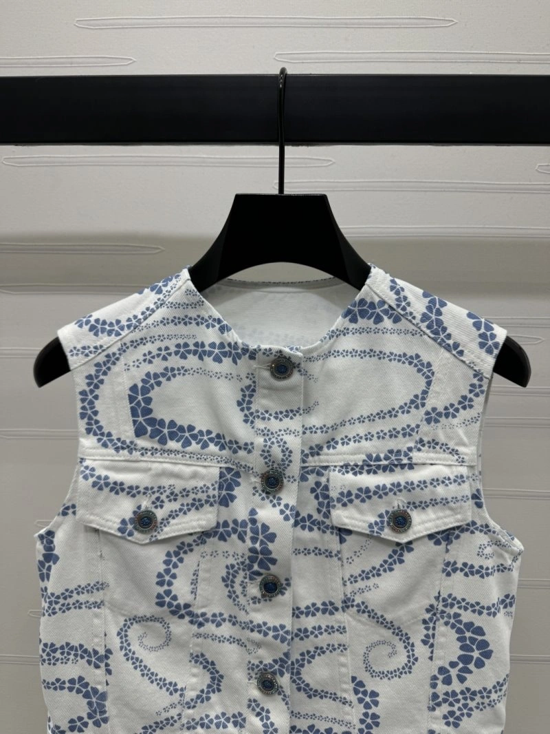Indistinguishable Chanel Vest