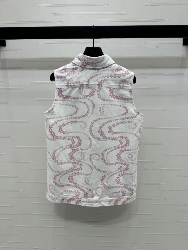 Accurate model Chanel Vest