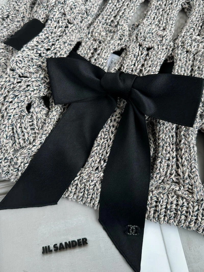 Precise copy Chanel Vest