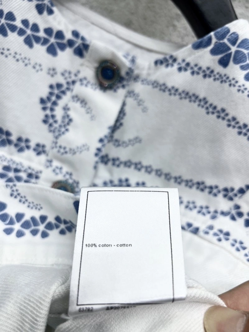 Top match Chanel Vest