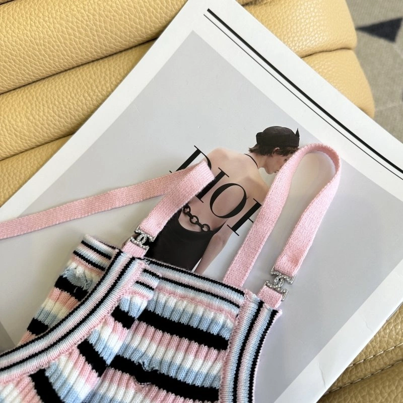 Exact replica Chanel Vest
