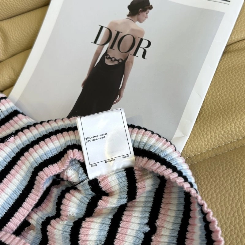 Exact replica Chanel Vest