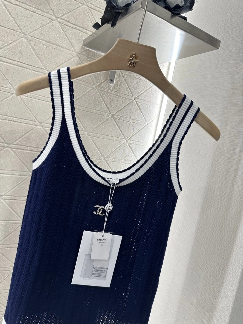 Bargain Chanel Vest