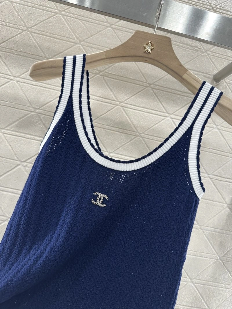 Bargain Chanel Vest
