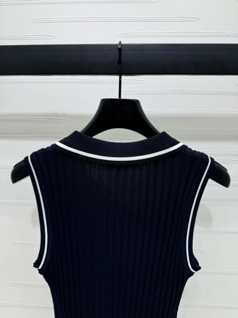 Legit Chanel Vest