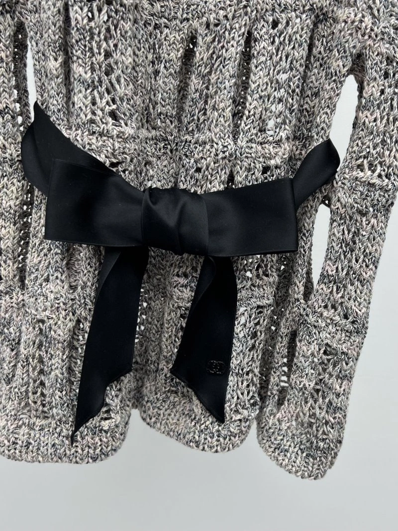 Top match Chanel Vest