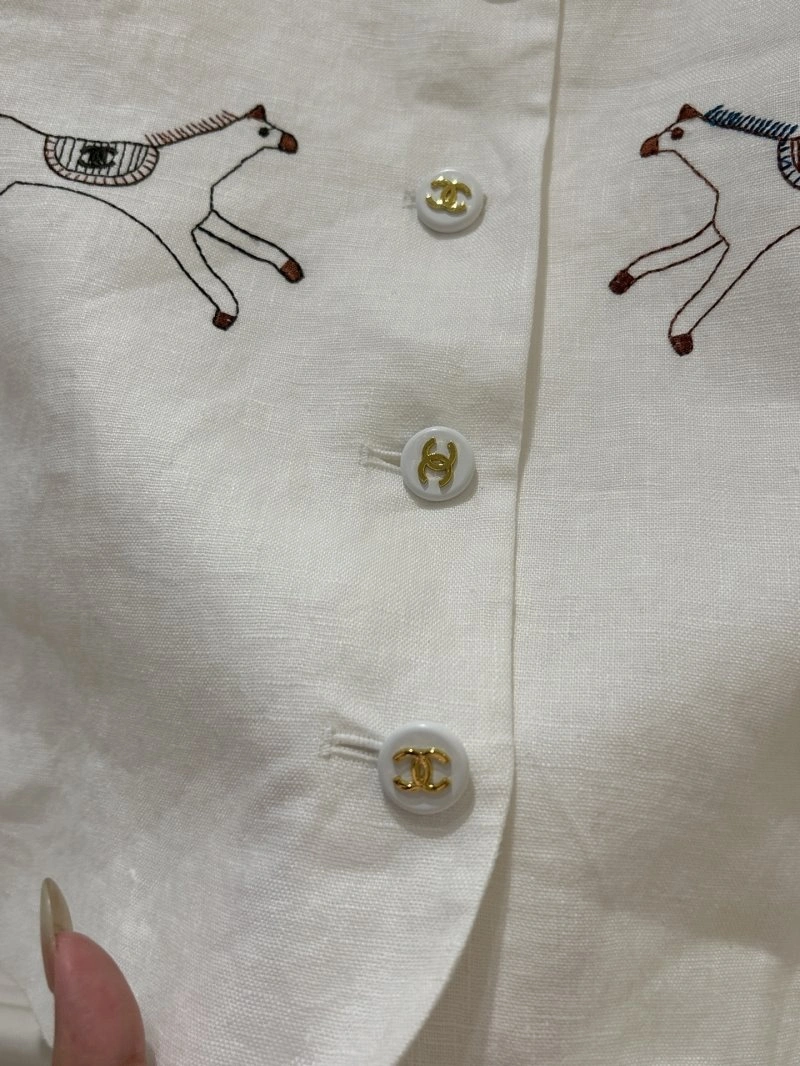 Cut-rate Chanel Vest