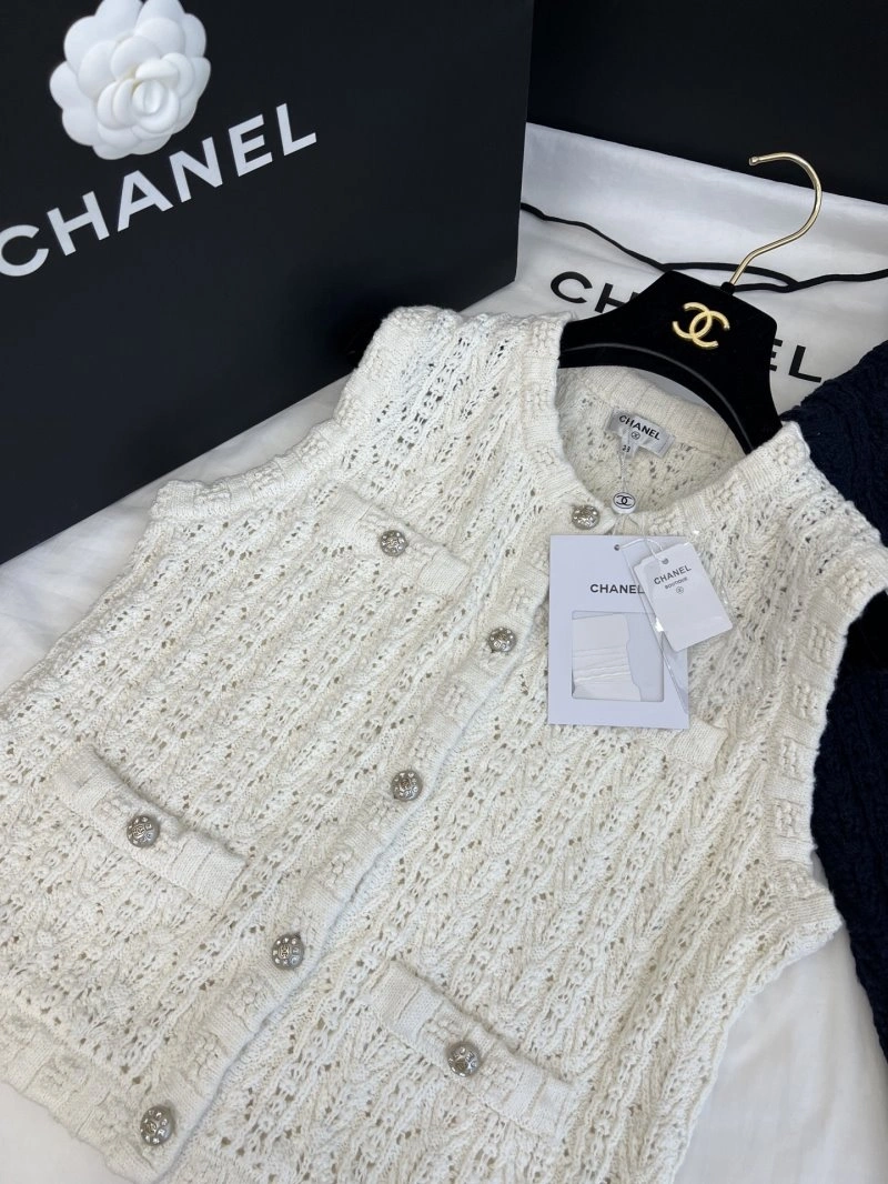 Factory-made Chanel Vest
