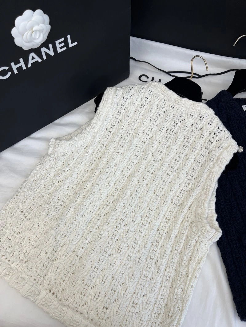 Factory-made Chanel Vest