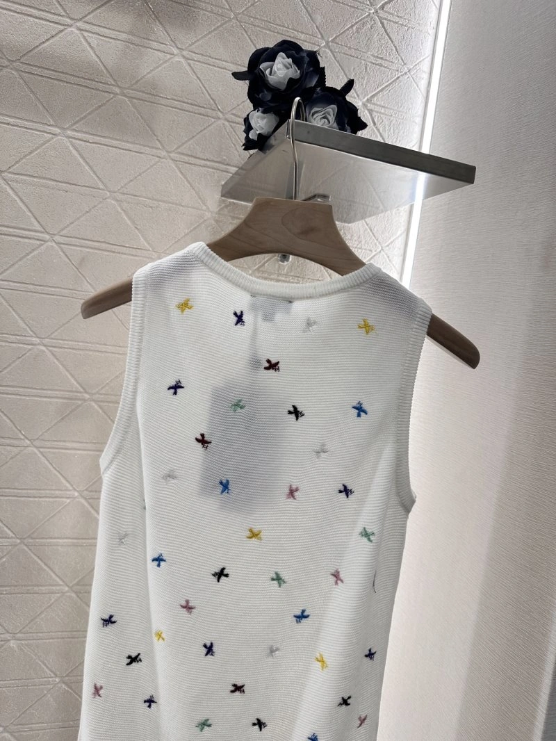 Precise copy Chanel Vest