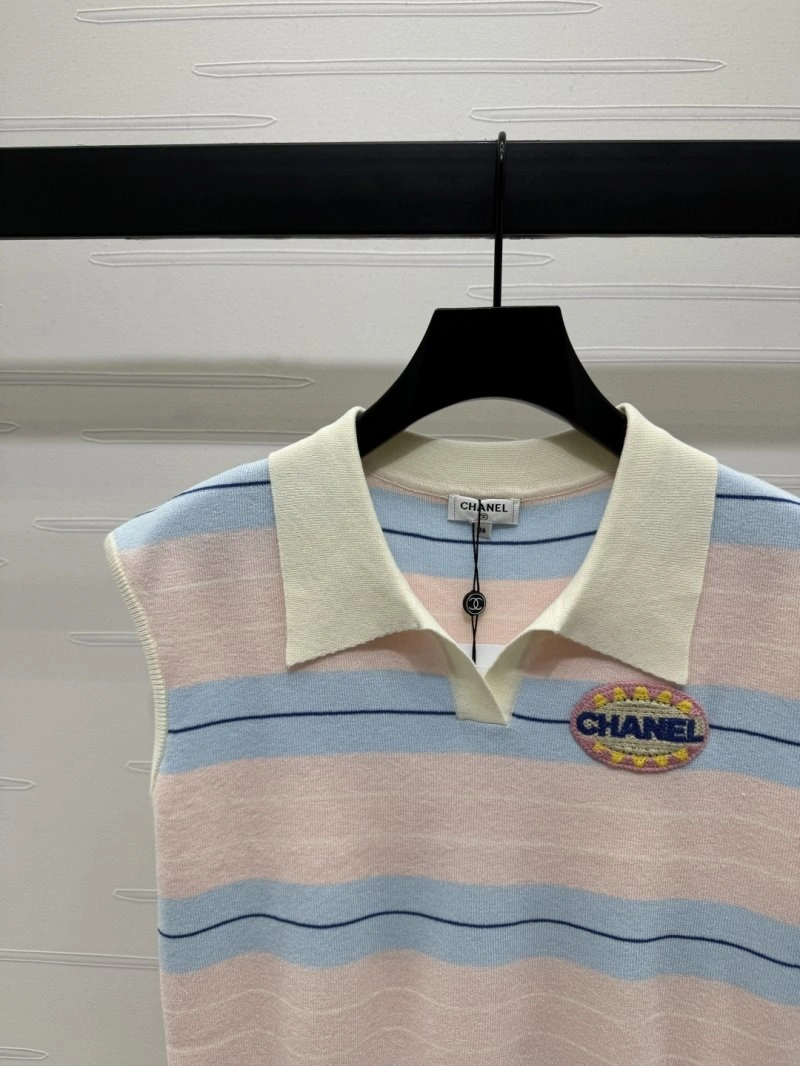 Precise copy Chanel Vest