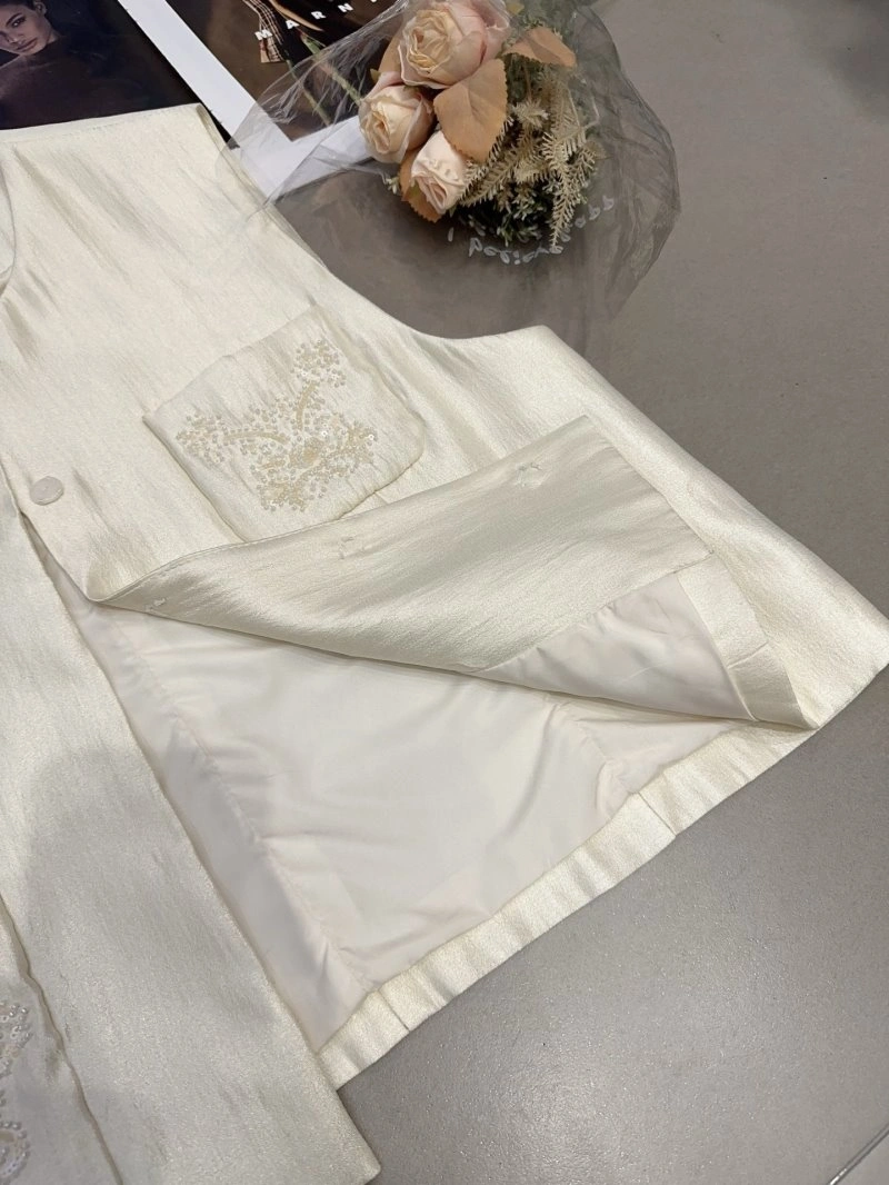 Brand-original Chanel Vest