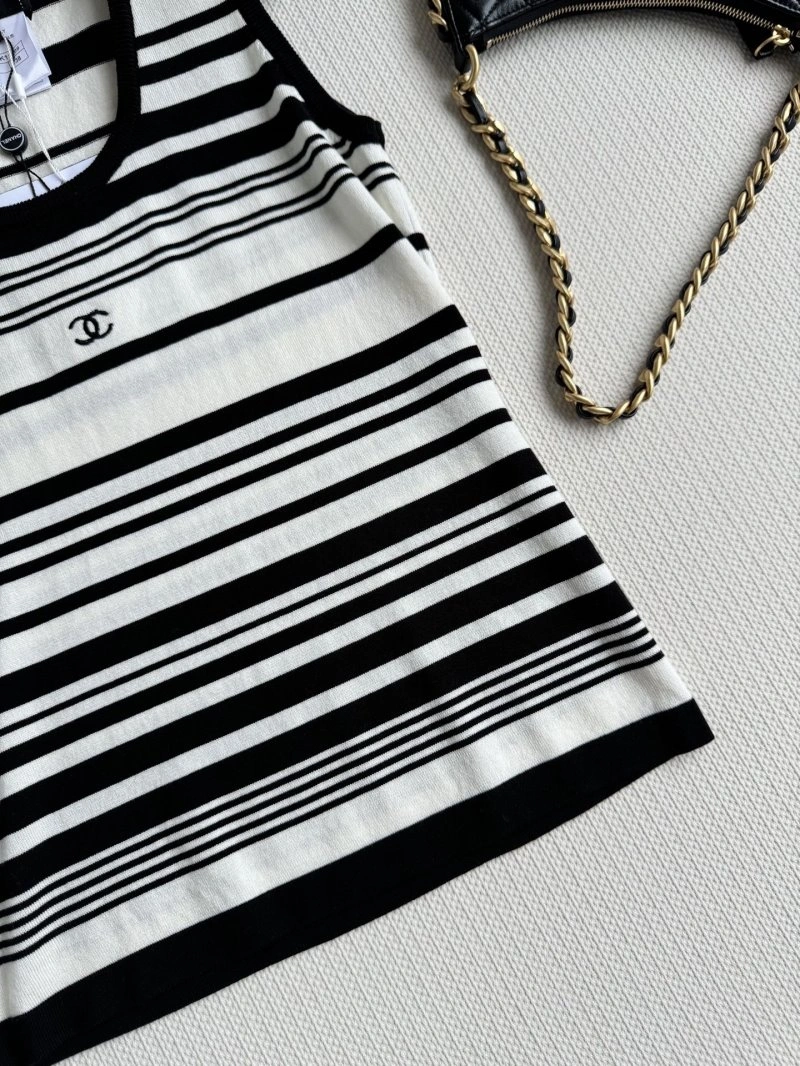 Cut-rate Chanel Vest