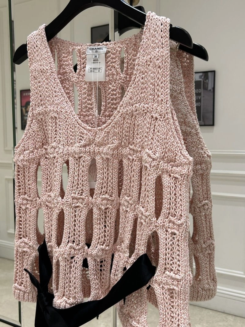 Top match Chanel Vest