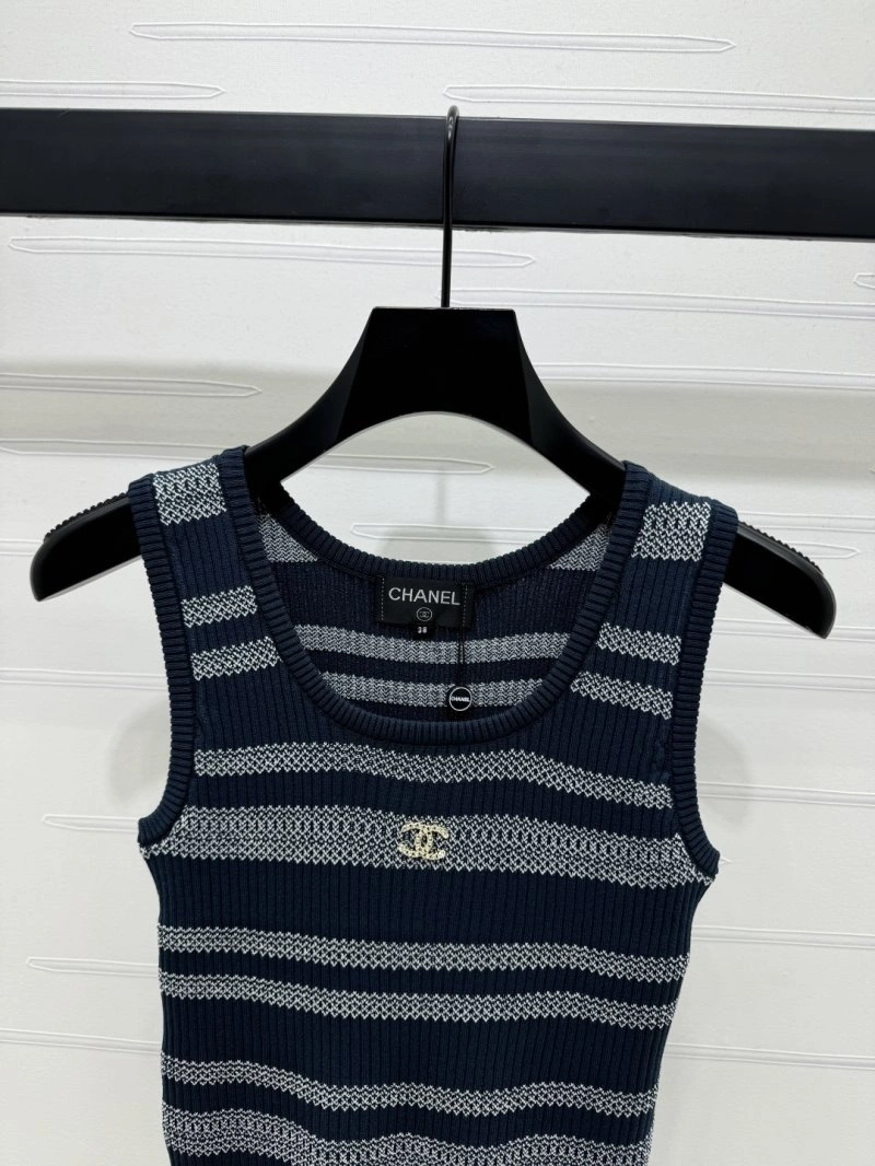 Precise copy Chanel Vest