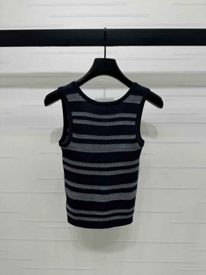 Precise copy Chanel Vest