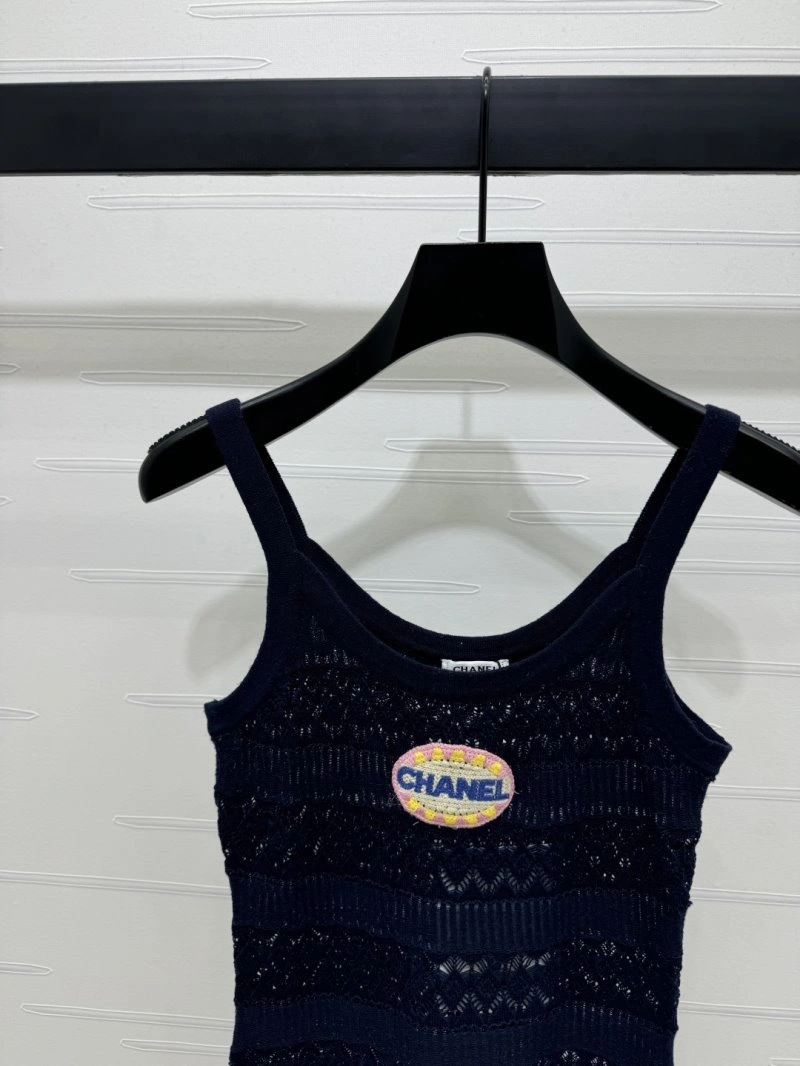 Top match Chanel Vest