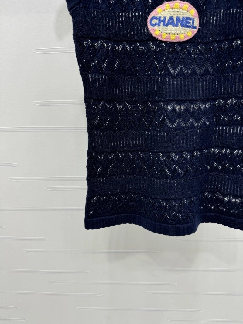 Top match Chanel Vest