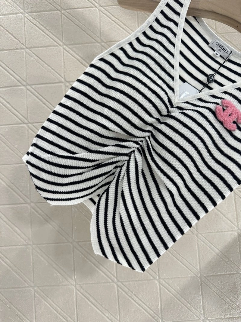 Legit Chanel Vest