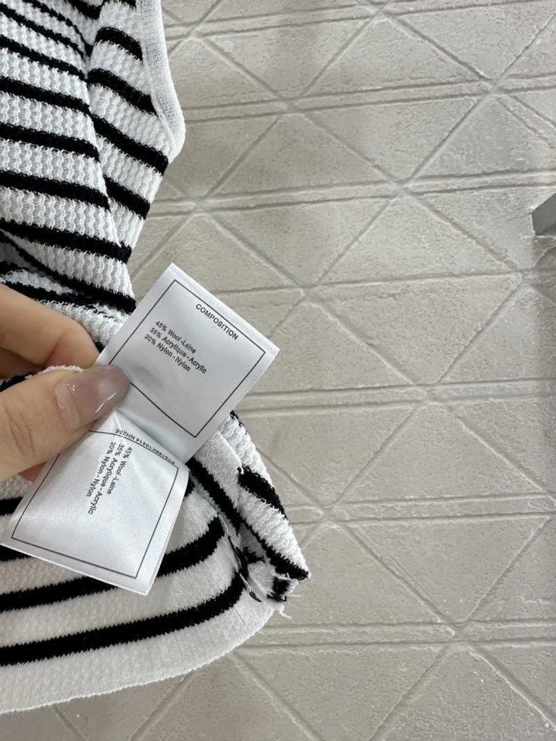 Legit Chanel Vest
