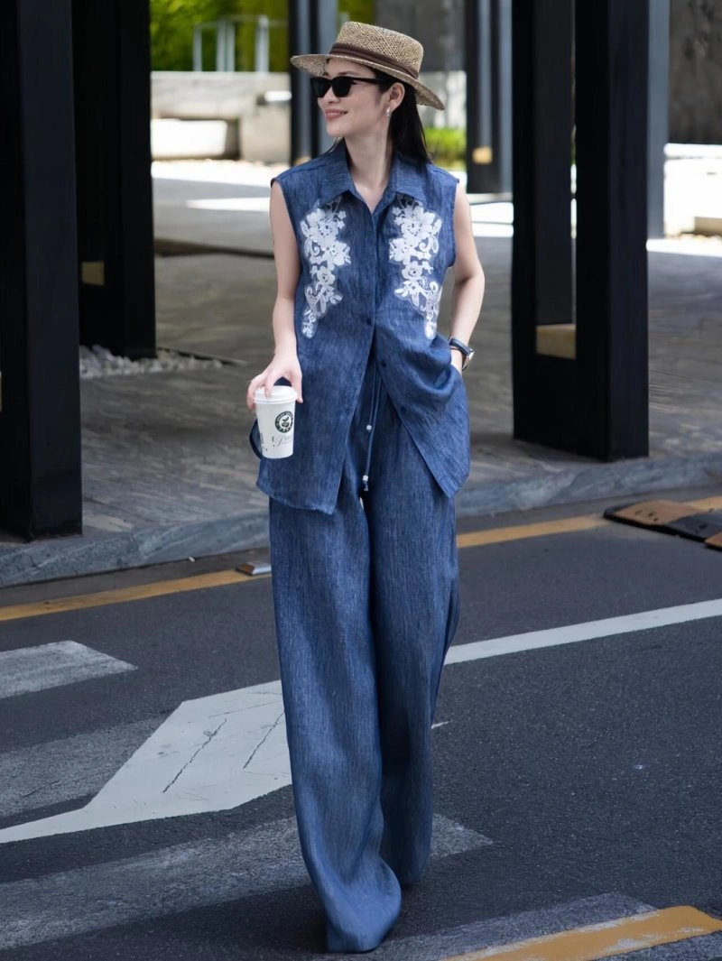 Brand-authenticated Chanel Vest
