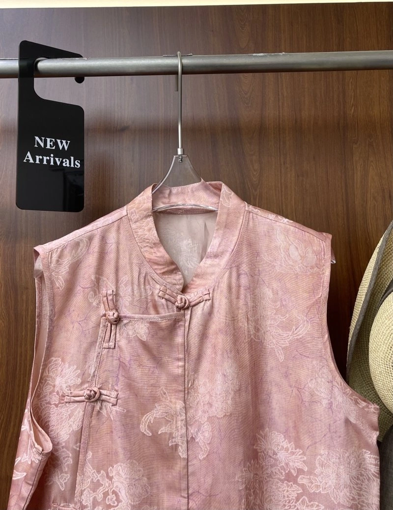 Cut-rate Chanel Vest