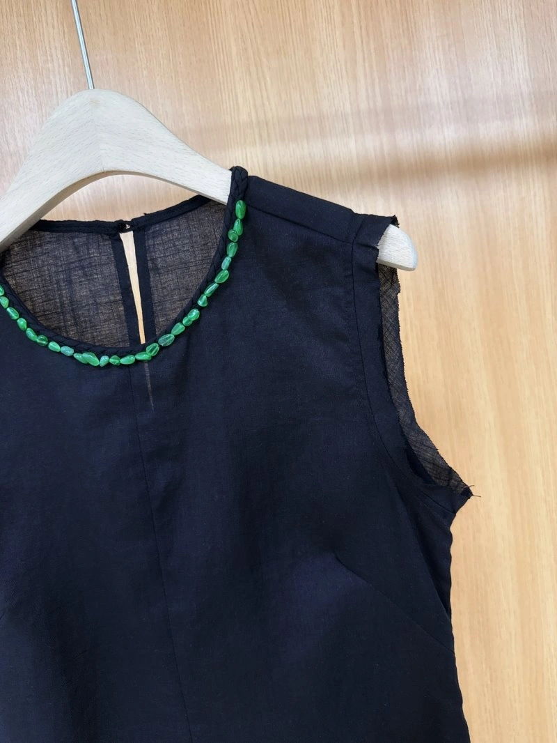Top match Chanel Vest