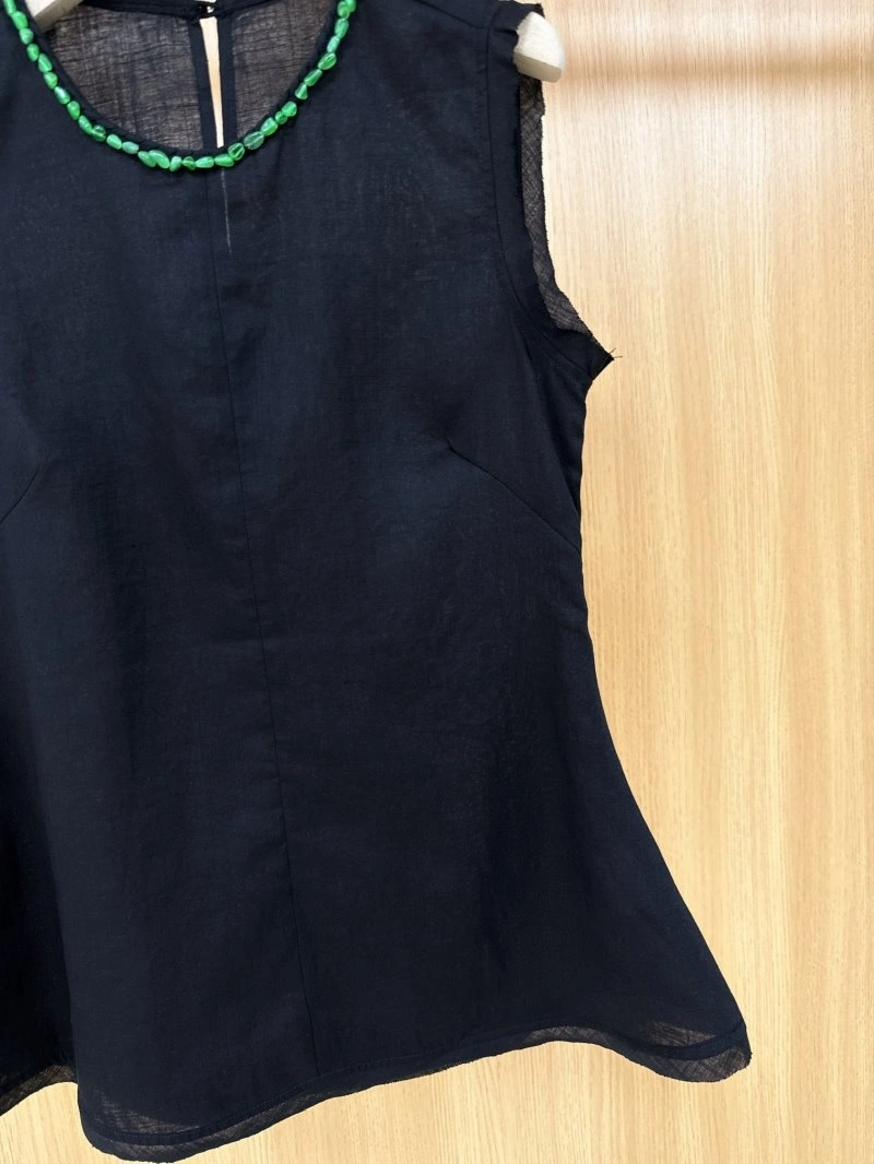 Top match Chanel Vest