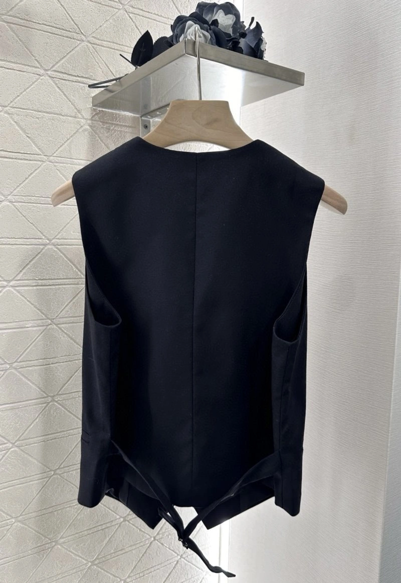 Discounted Chanel Vest