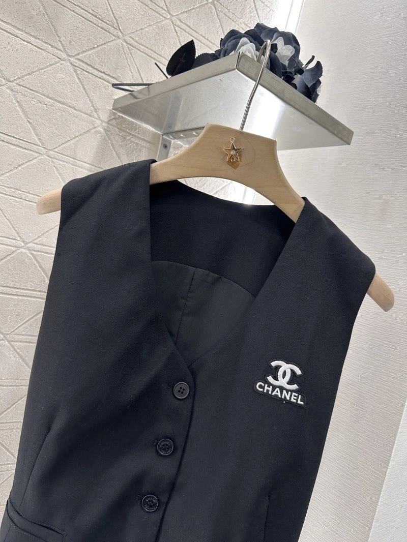 Discounted Chanel Vest