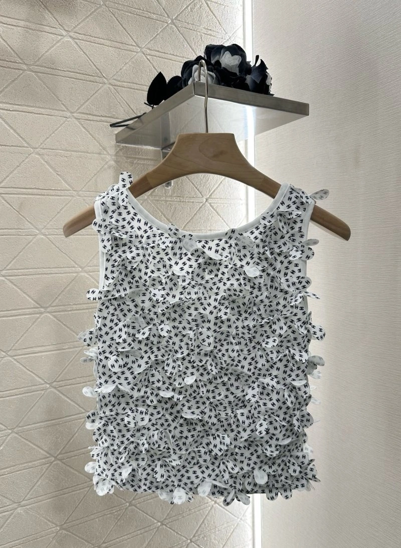 Cut-rate Chanel Vest