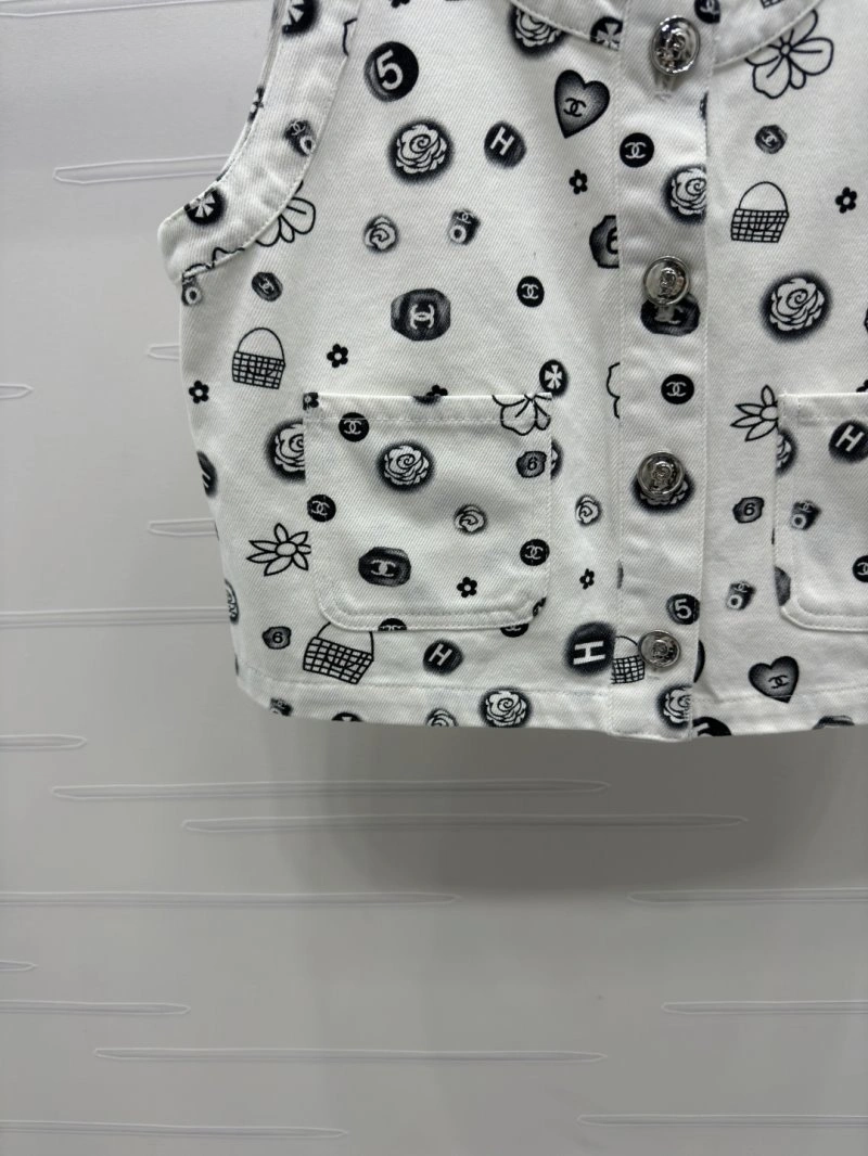 Precise copy Chanel Vest