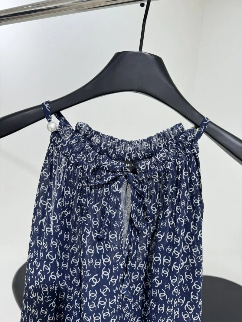 Precise copy Chanel Vest