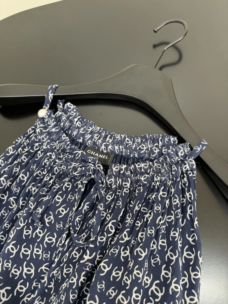Precise copy Chanel Vest