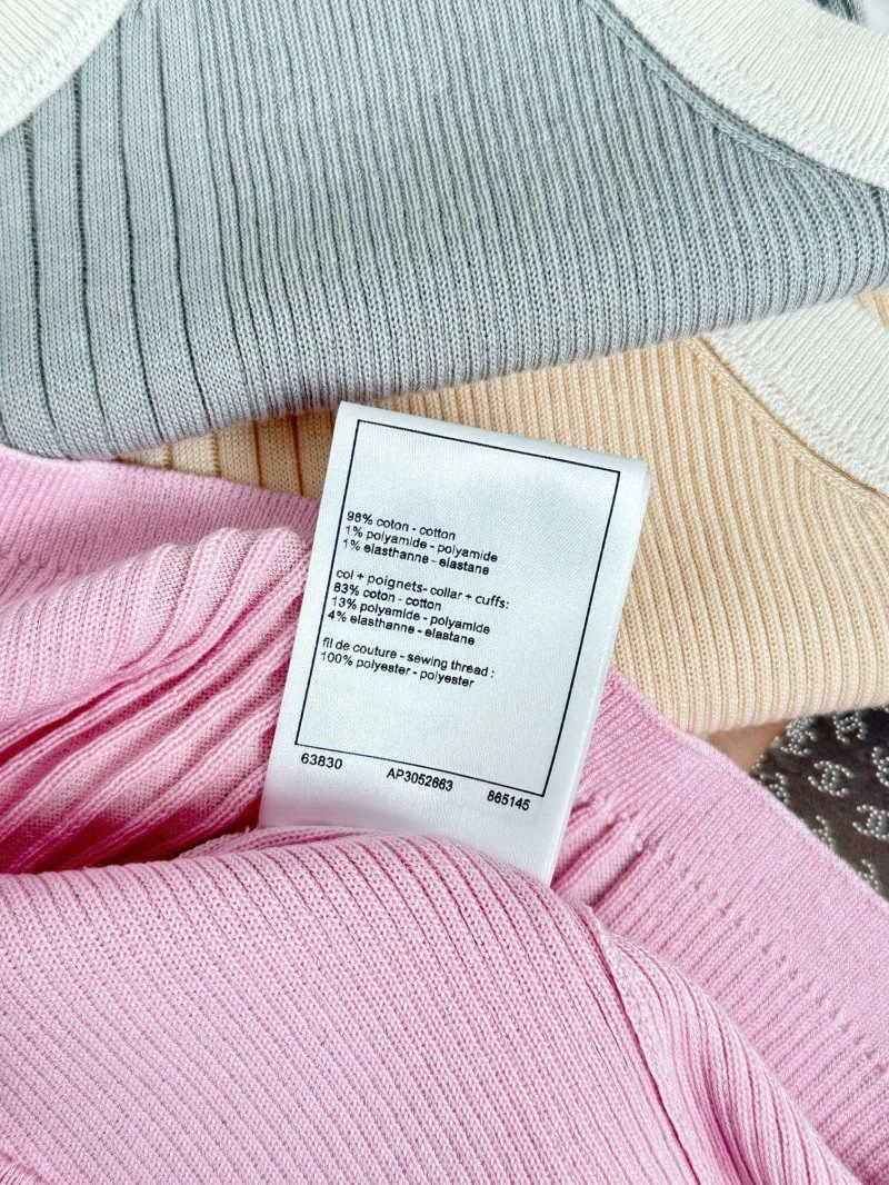 Top match Chanel Vest
