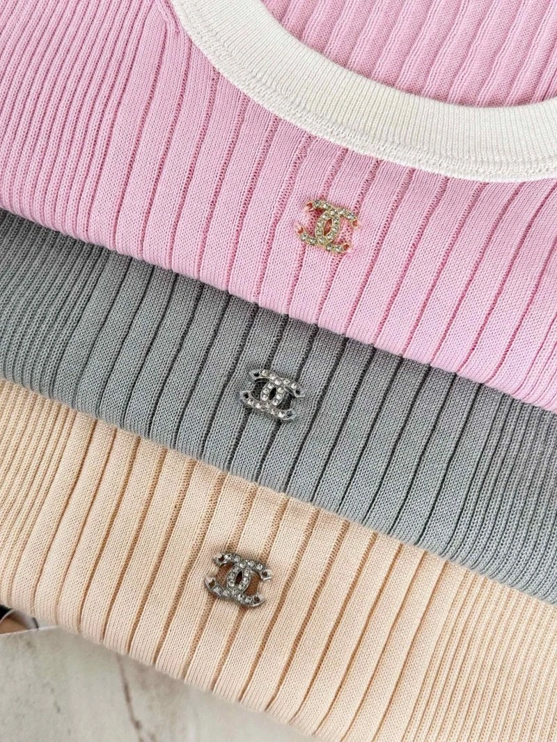 Top match Chanel Vest