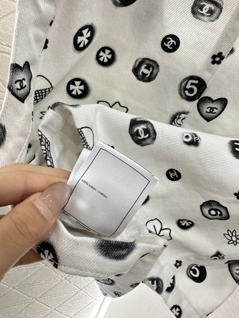 Official Chanel Vest