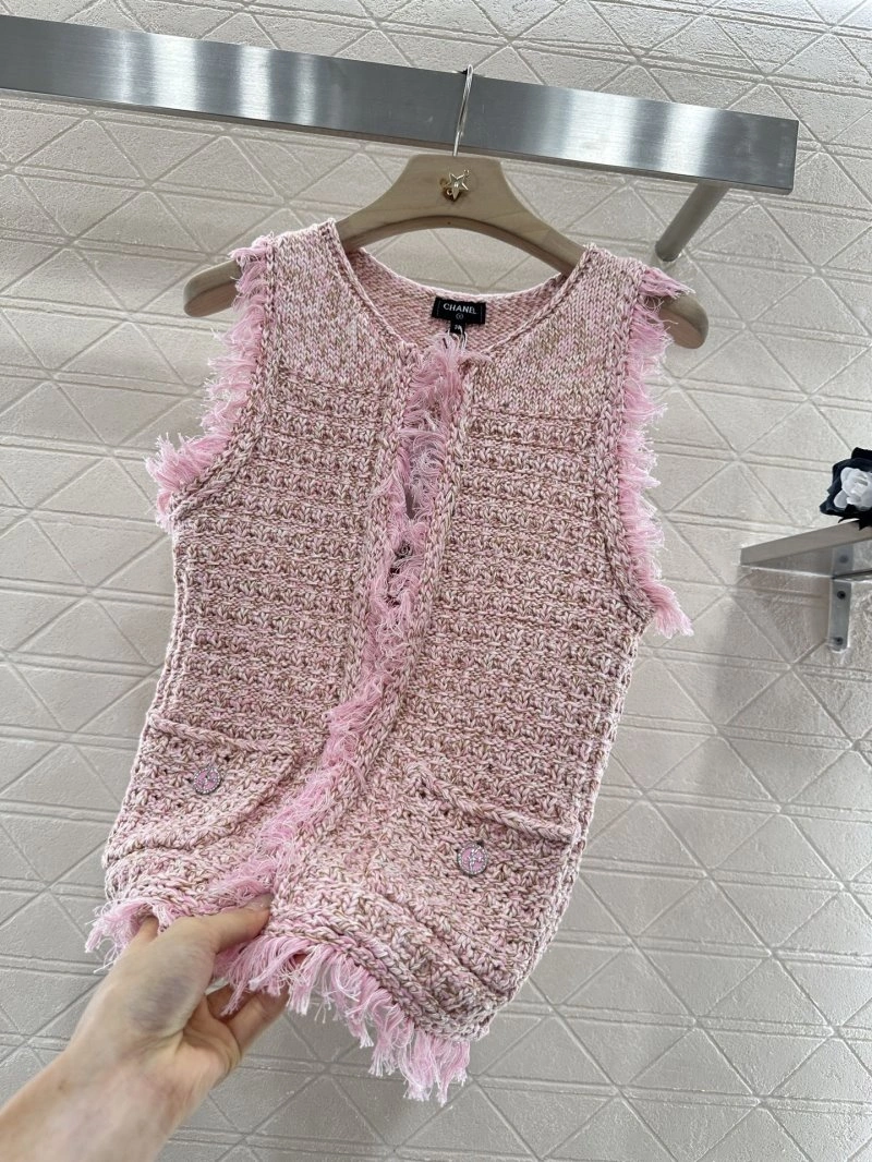 Accurate model Chanel Vest