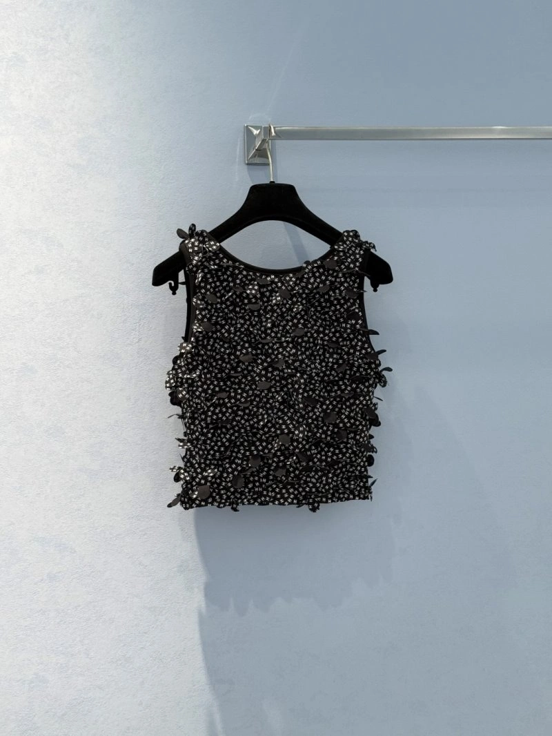 Top match Chanel Vest