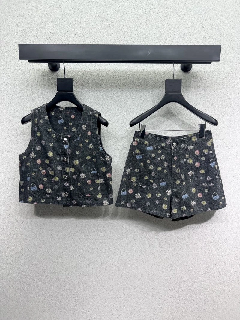 Indistinguishable Chanel Vest