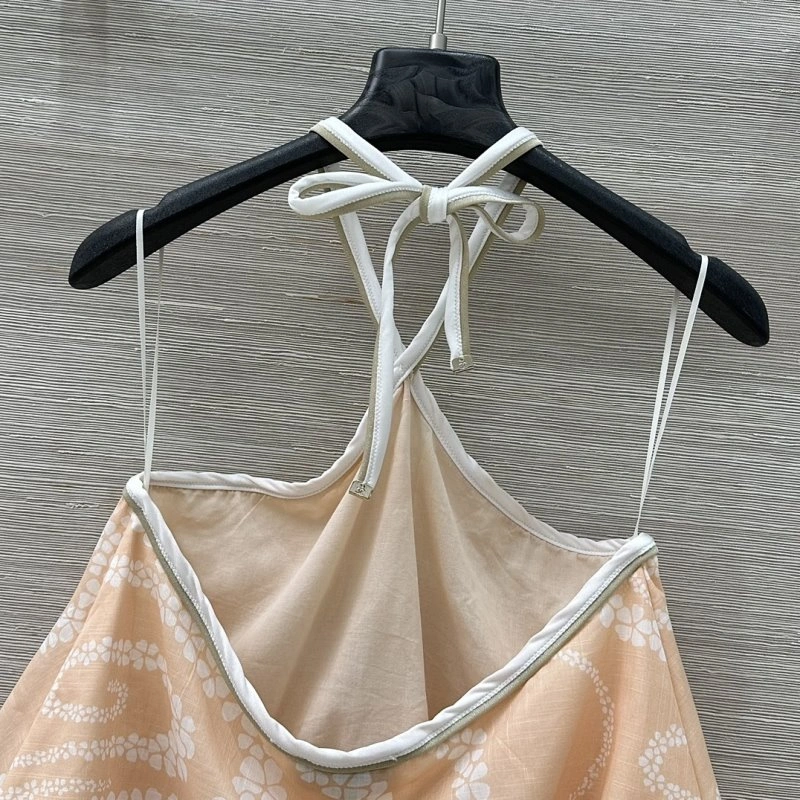 Indistinguishable Chanel Vest