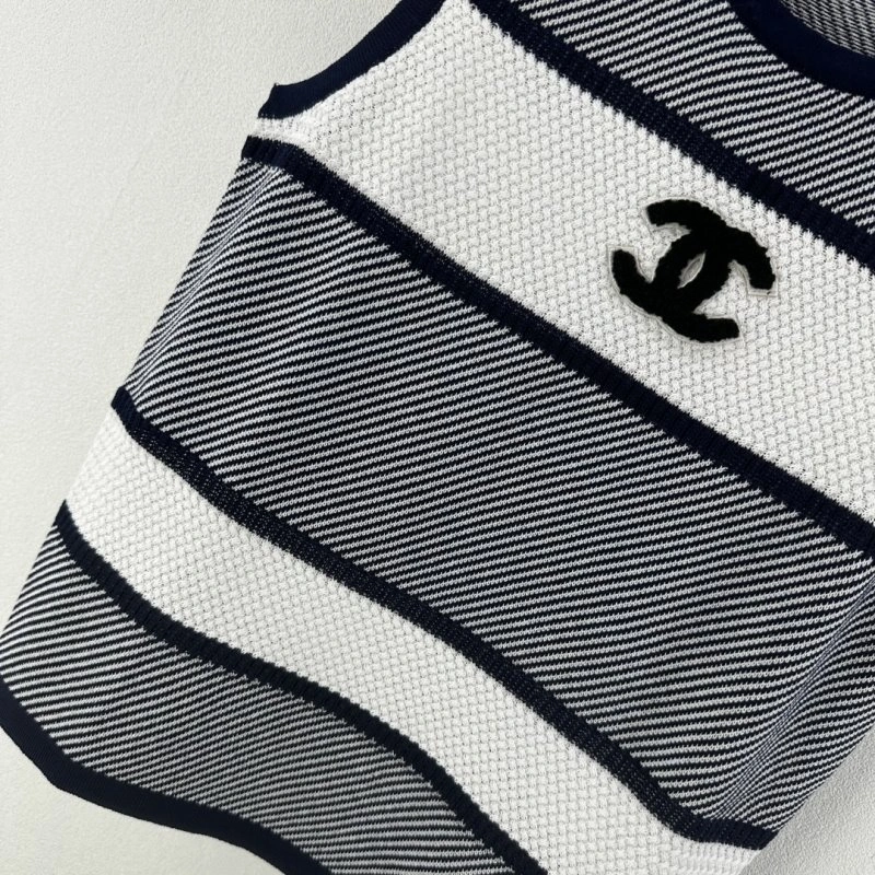 Brand-original Chanel Vest