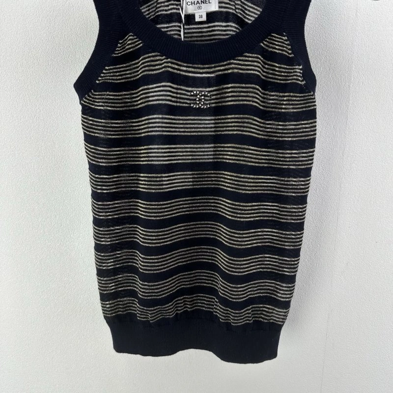 Precise copy Chanel Vest