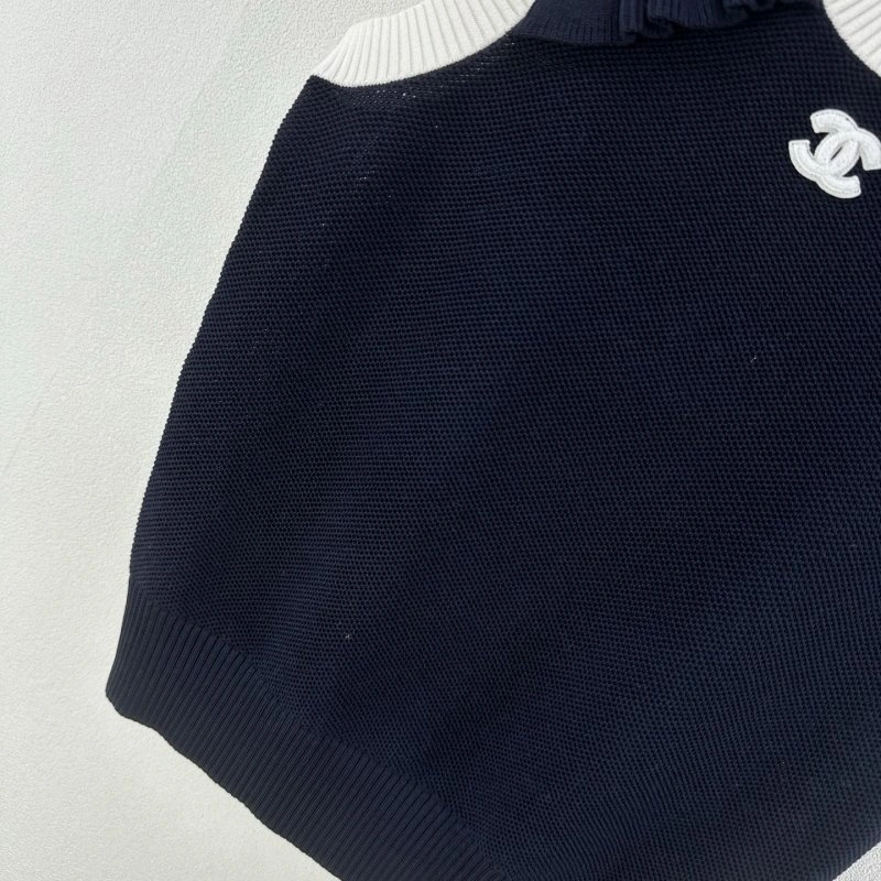 Accurate model Chanel Vest