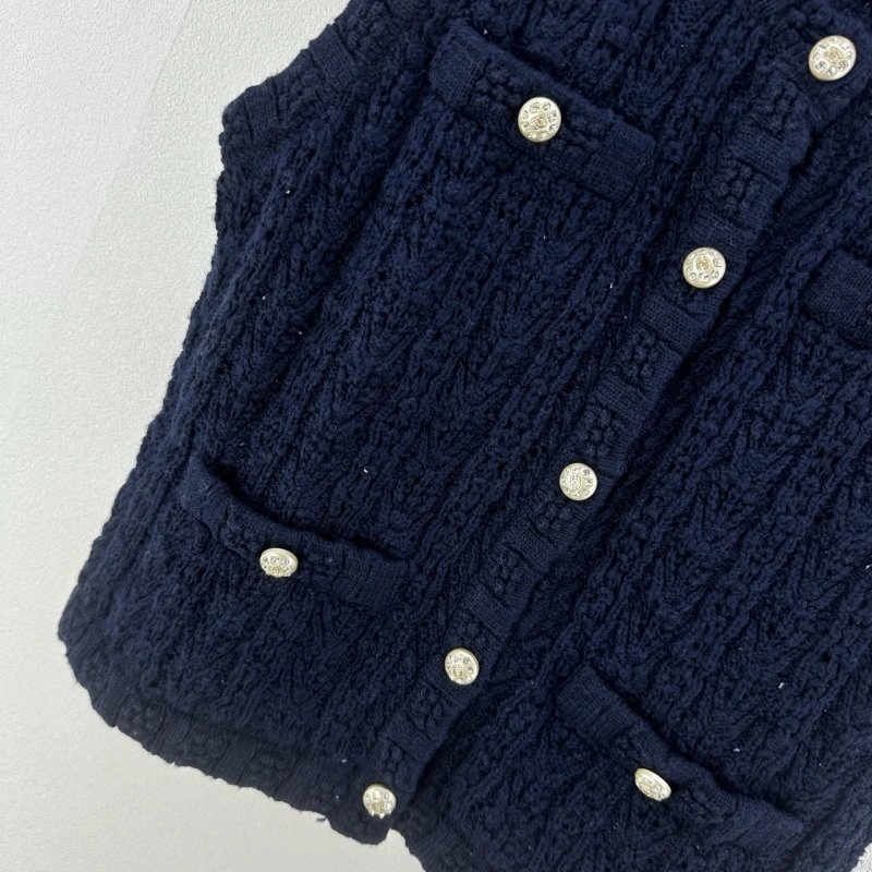 Brand-original Chanel Vest