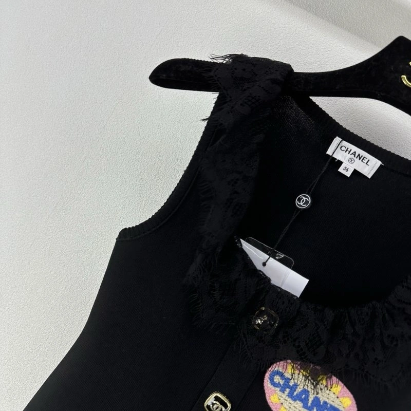 Legit Chanel Vest