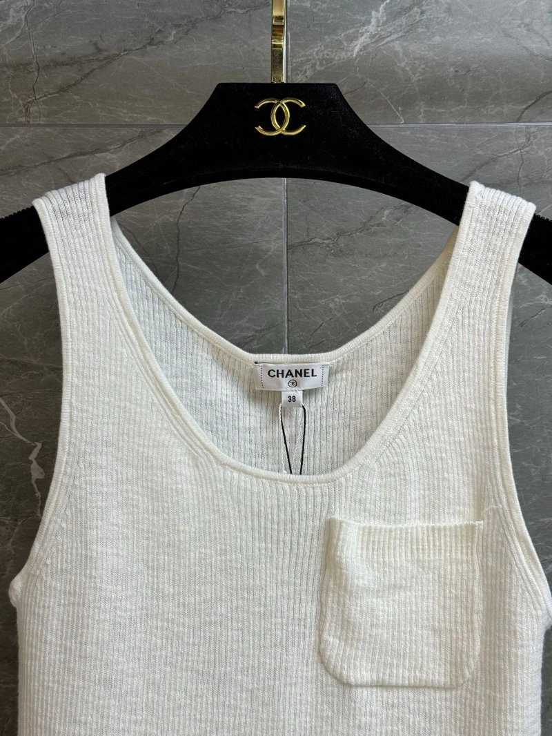 Legit Chanel Vest
