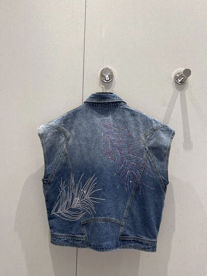 Cut-rate Chanel Vest